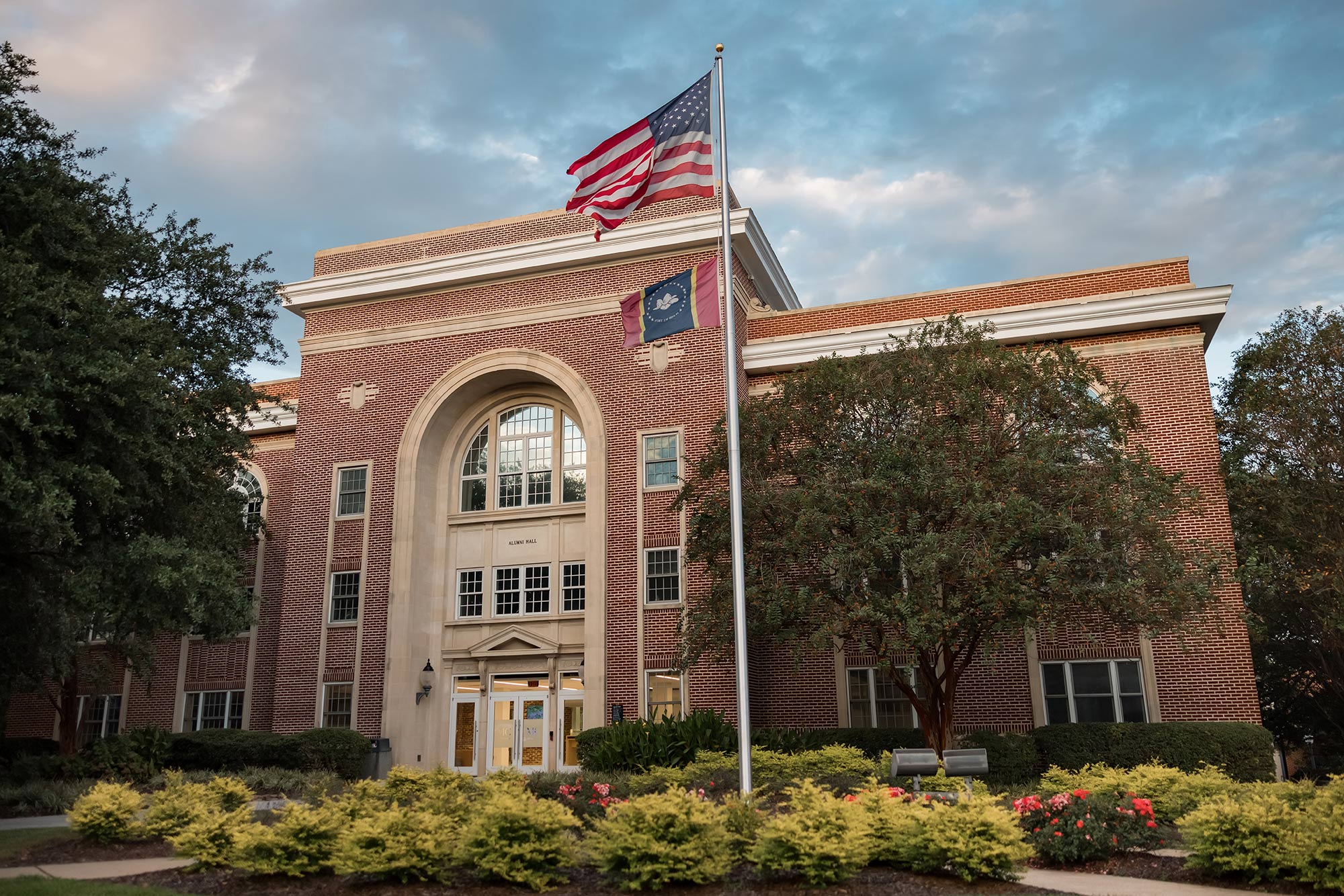 Merit Pages | Marketing & Communications | Mississippi College